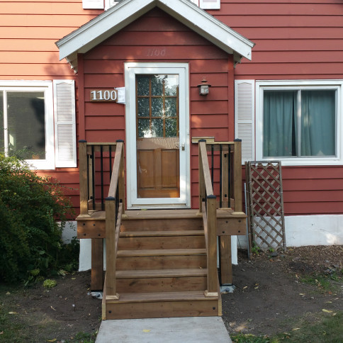 Prefab 1 Cedar Tone Stoop | Decks By Design